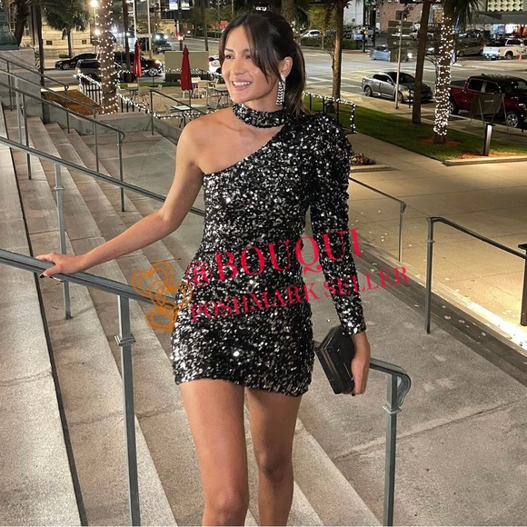 Zara | Dresses | Bloggers Fav Zara Asymmetrical Sequin Mini Dress ...